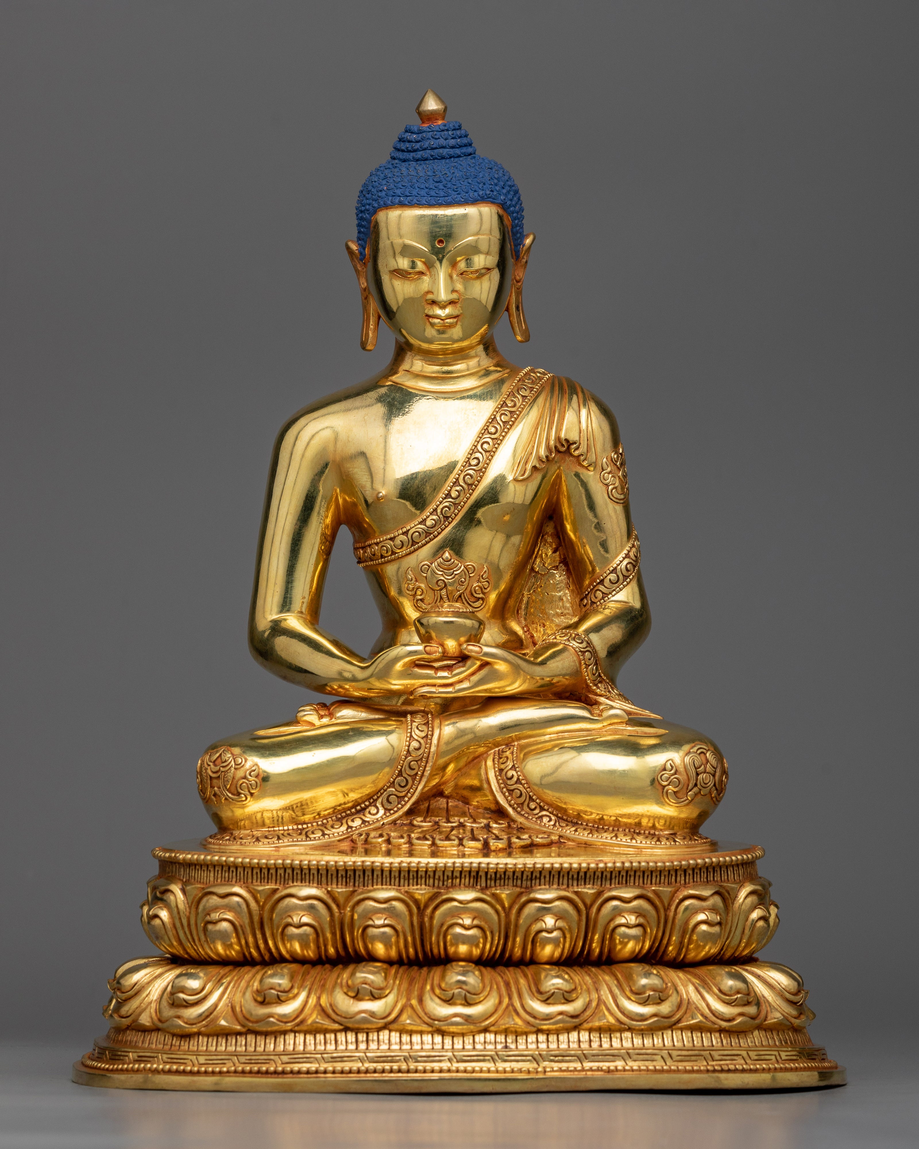 Buddha Amida Statue | Radiant Golden Sculpture