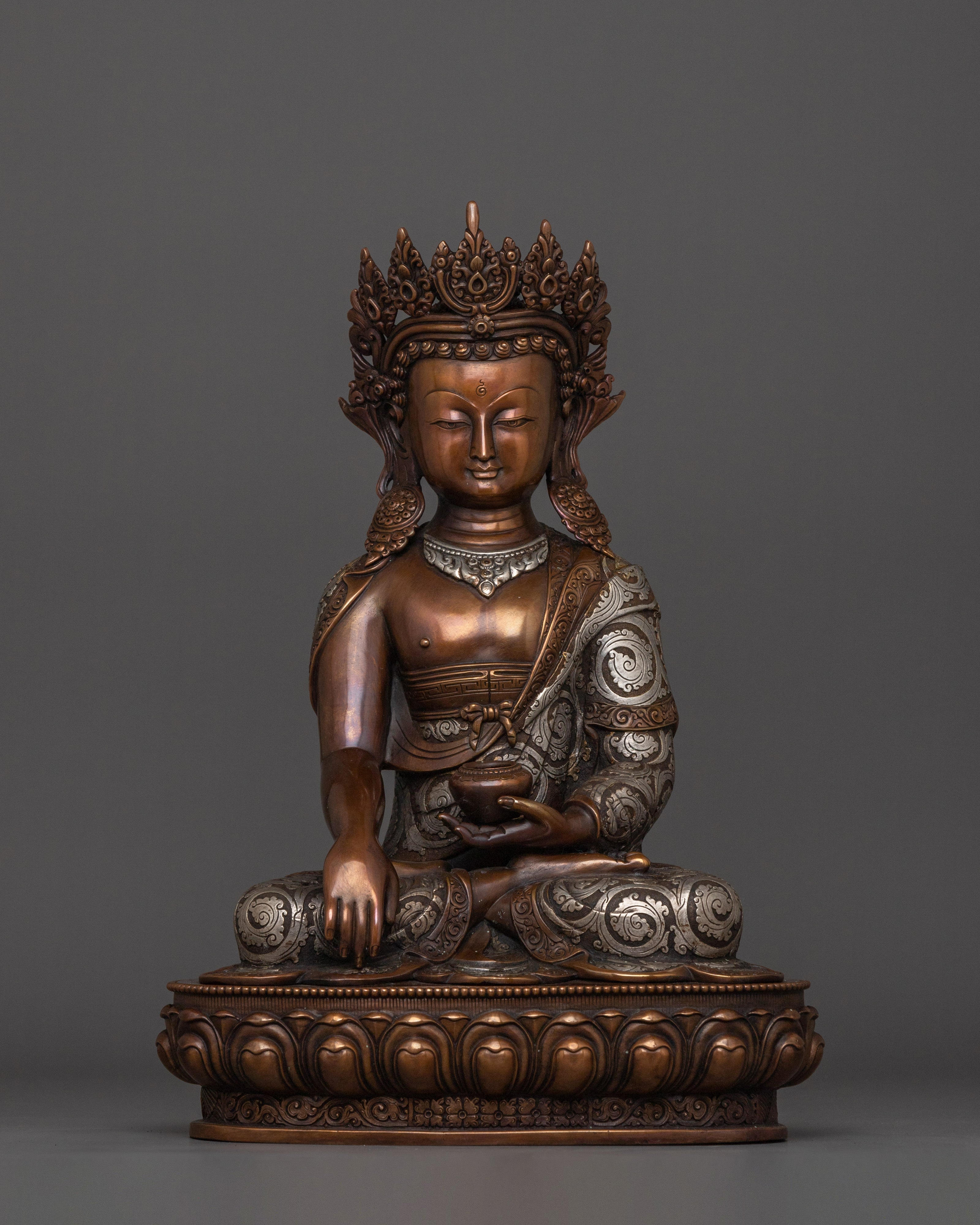 Oxidized Copper Crowned Shakyamuni Buddha | Spiritual Decor