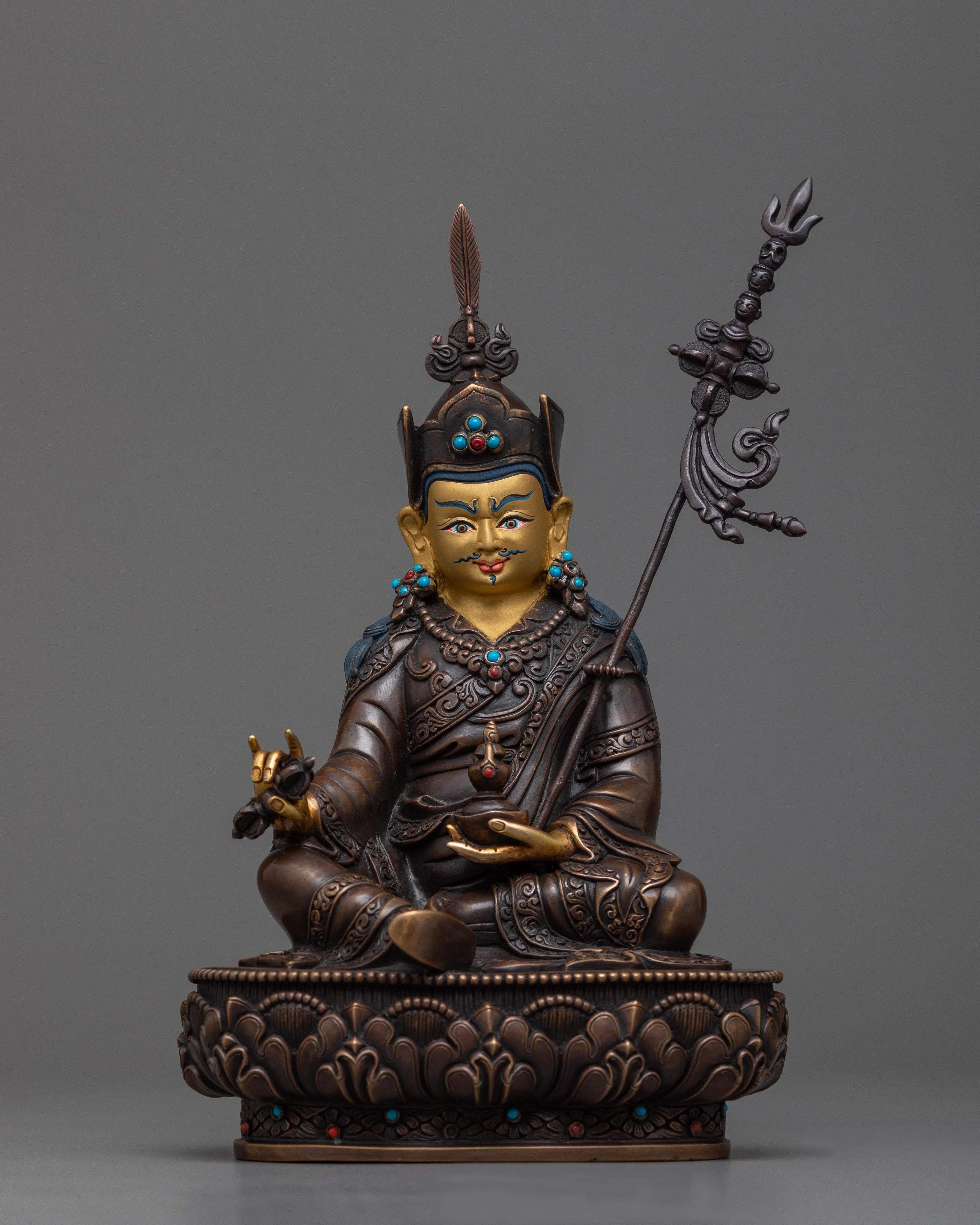 Lotus Born Guru Rinpoche | The Golden Essence of Tantric Mastery