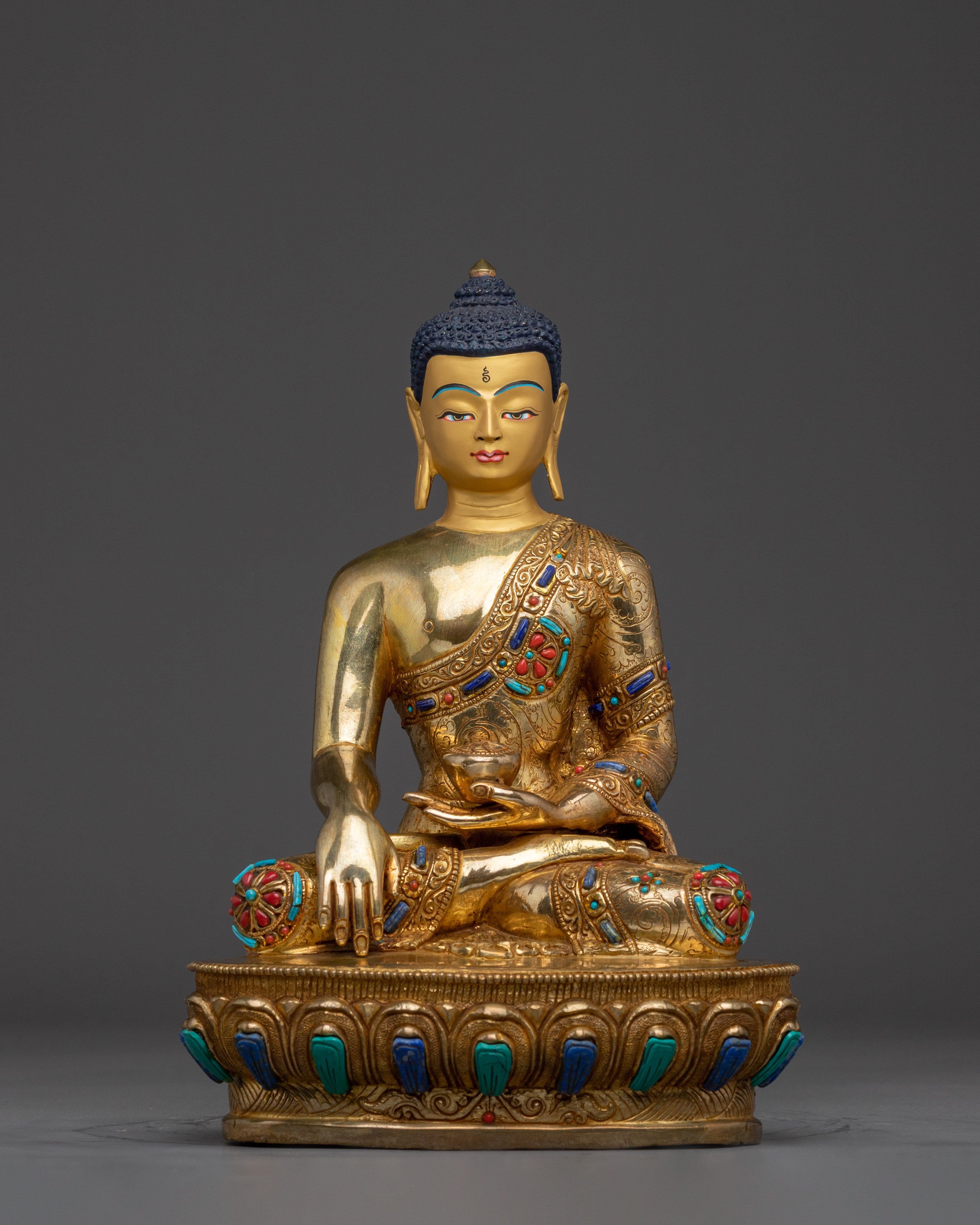 Paragon of Peace Shakyamuni Buddha | 24K Gold Gilded Statue