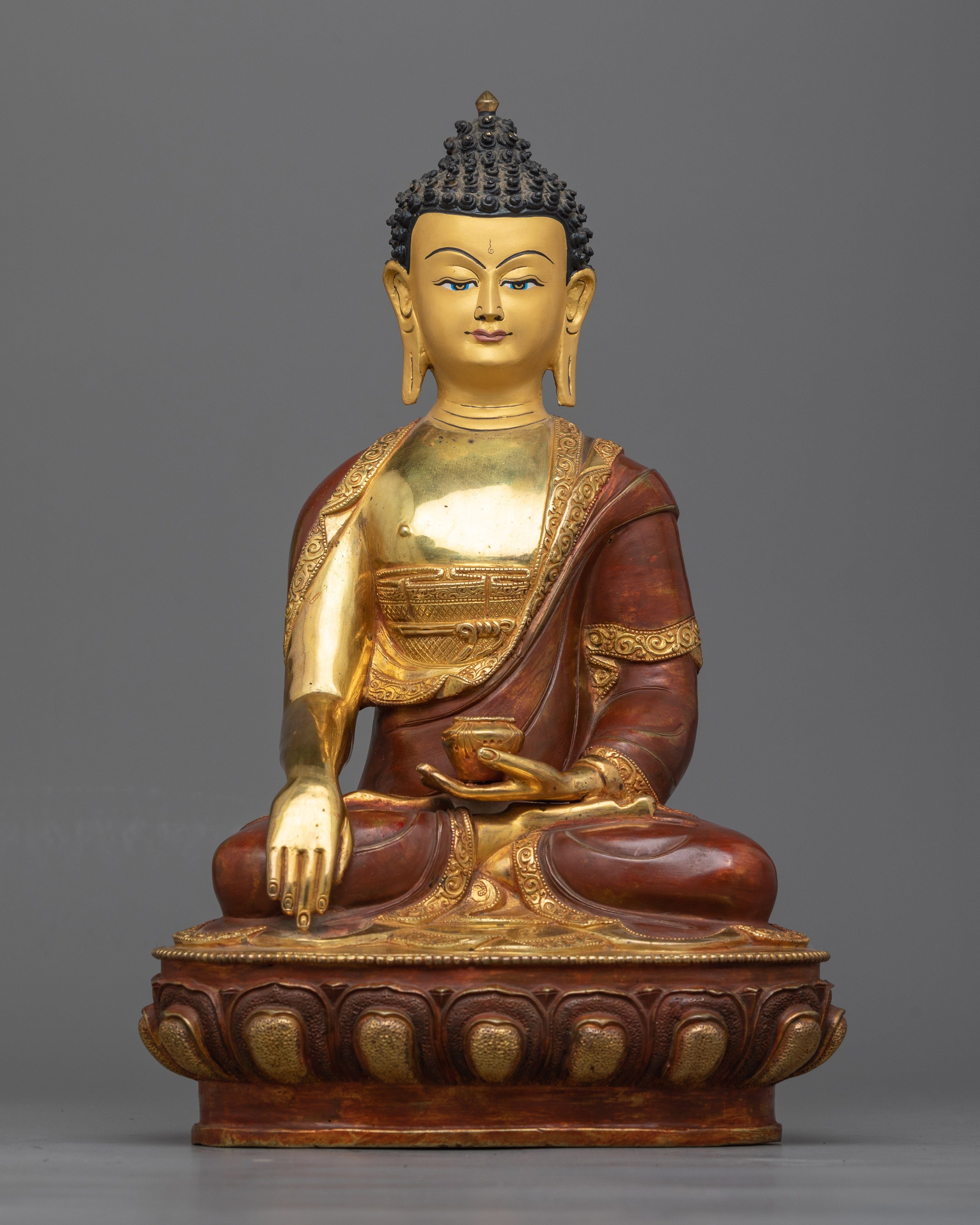 Introducing the Budha Shakyamuni Statue | Embodying Enlightenment and