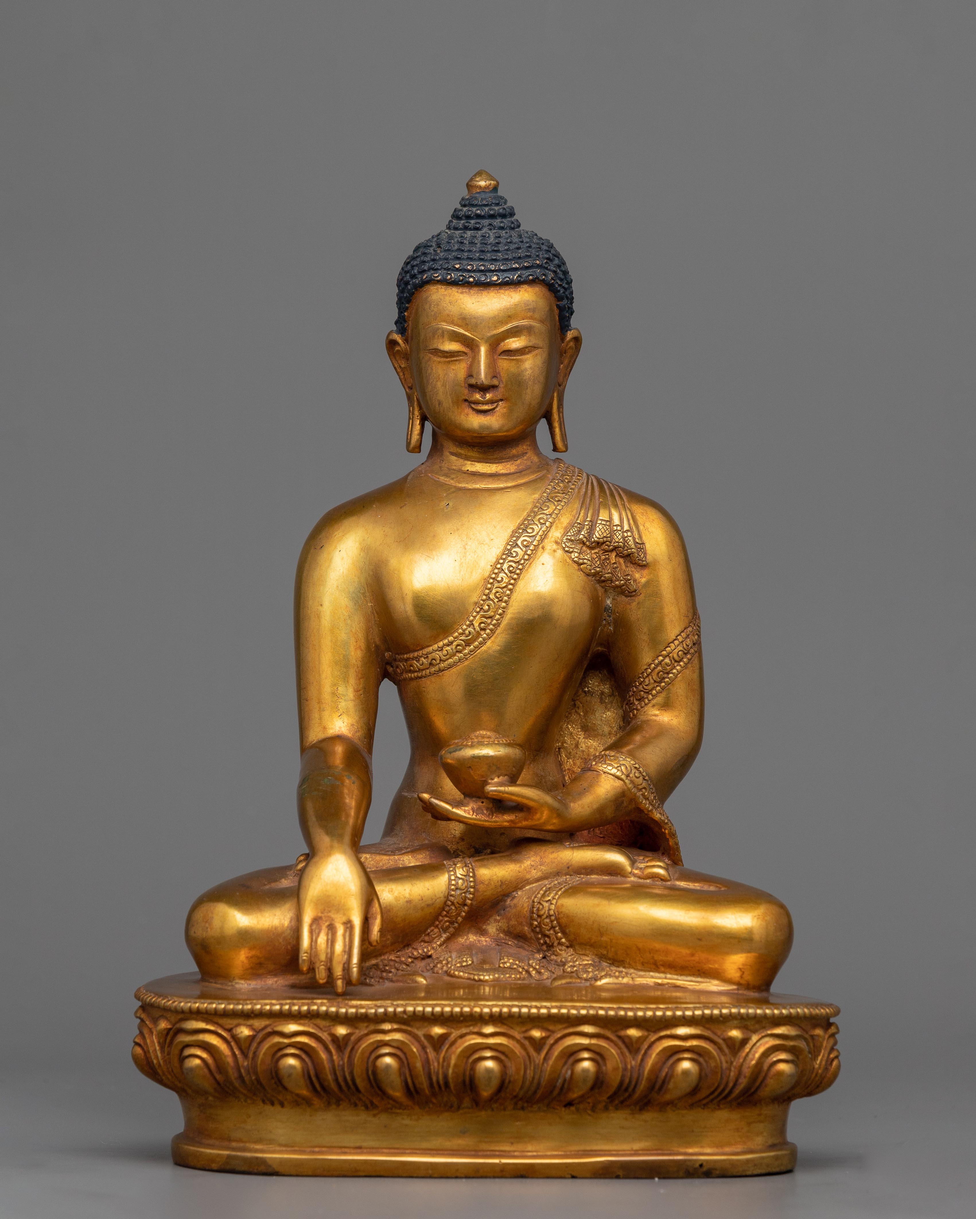 Shakyamuni Buddha Rupa | Traditional Himalayan Nepali Art