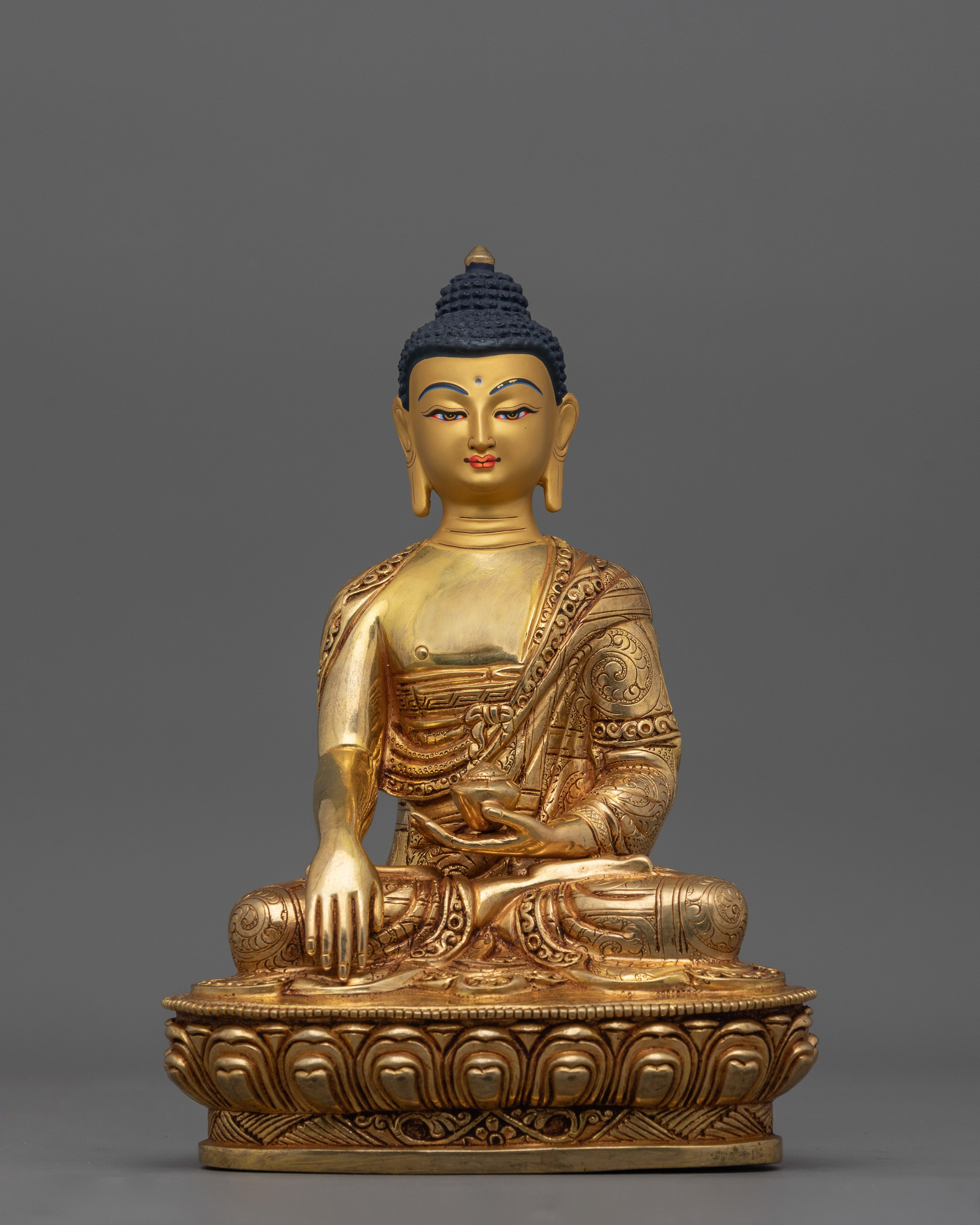 Buddhist Statue of Shakyamuni for Dharma | Symbol of Spiritual Liberat