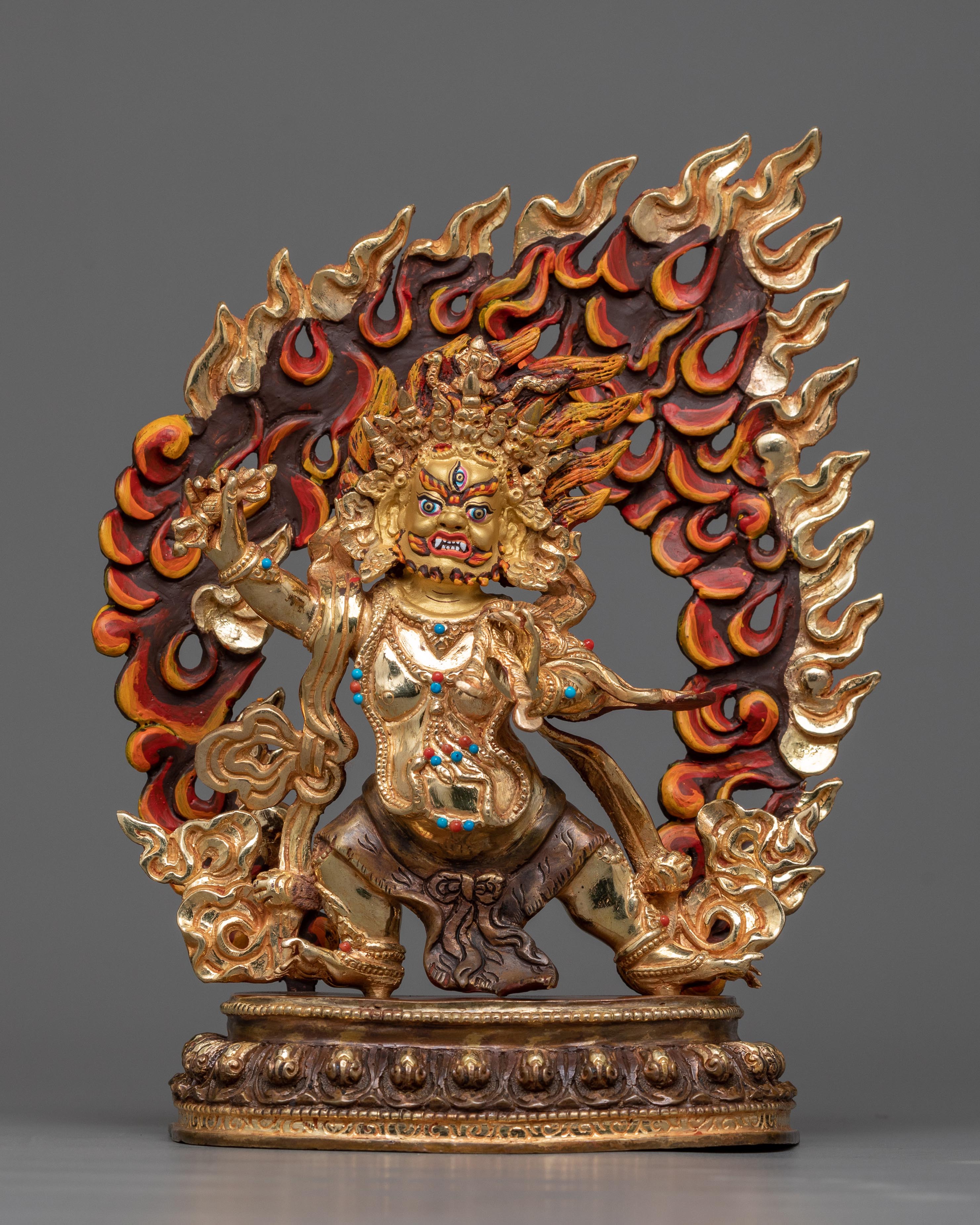 Buda Vajrapani Statue | Himalayan Craftsmenship