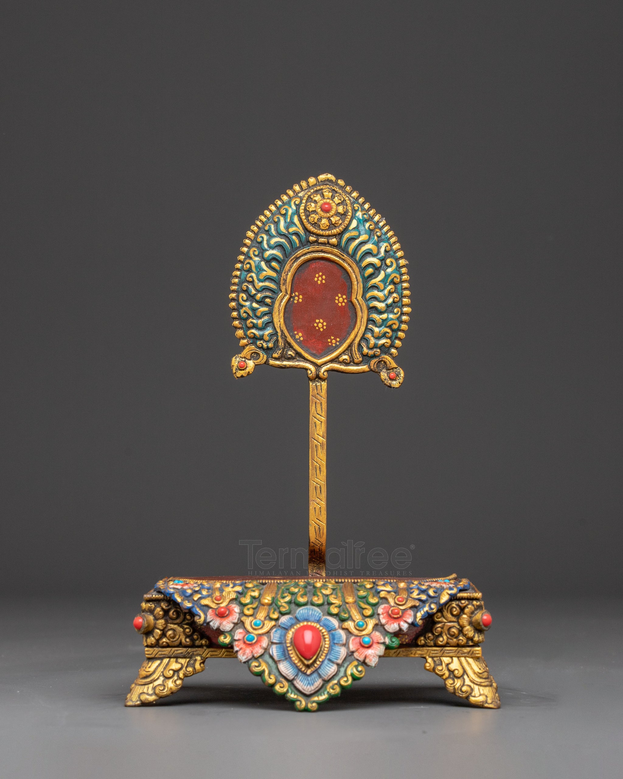 Handmade Traditional Throne Art | Nepali Crafted Iconic Throne